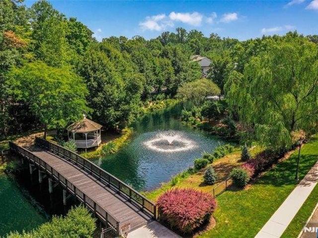 condo with 2 bedroom, Old Tappan NJ ES105174993