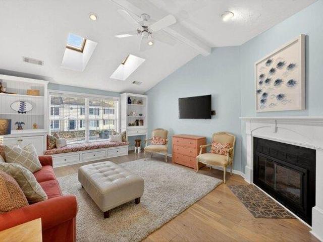 condo with 2 bedroom, Osterville MA ES104152993