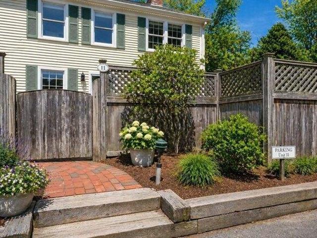 condo with 2 bedroom, Orleans MA ES104042135