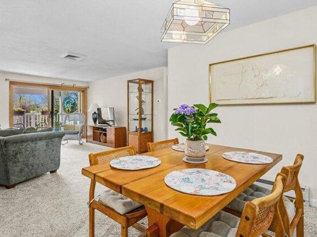 condo with 2 bedroom, Orleans MA ES104266330