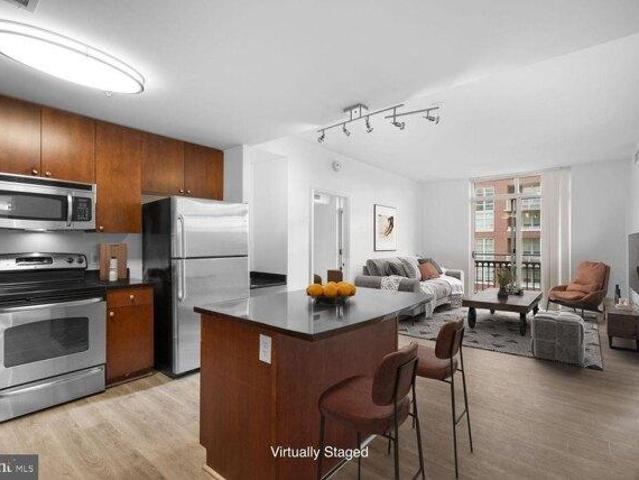 condo with 2 bedroom, Oxon Hill MD ES103623654