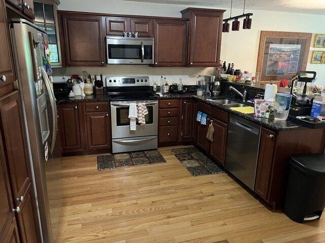 condo with 2 bedroom, Oxford MA ES103965694