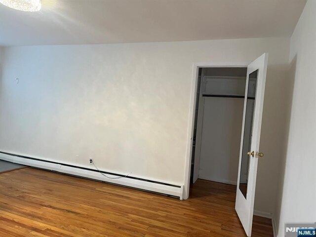 condo with 2 bedroom, Palisades Park NJ ES104407484