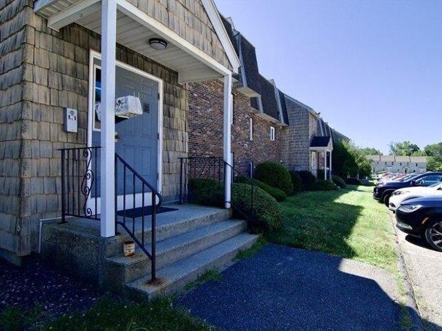 condo with 2 bedroom, Palmer MA ES105143377