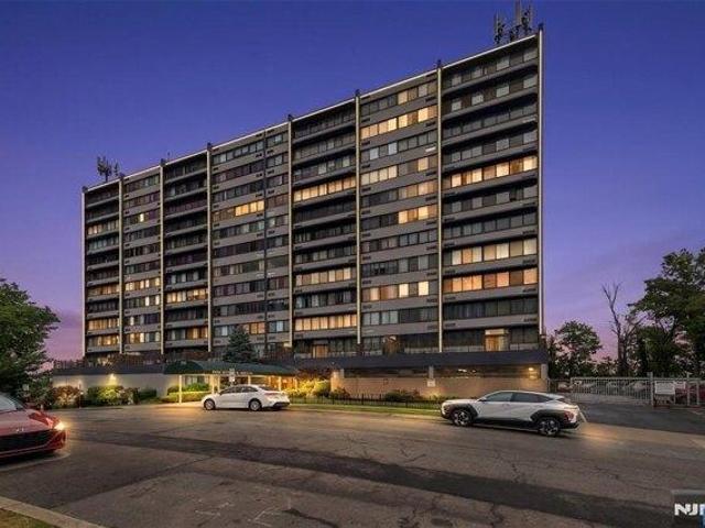 condo with 2 bedroom, Passaic NJ DS104152816