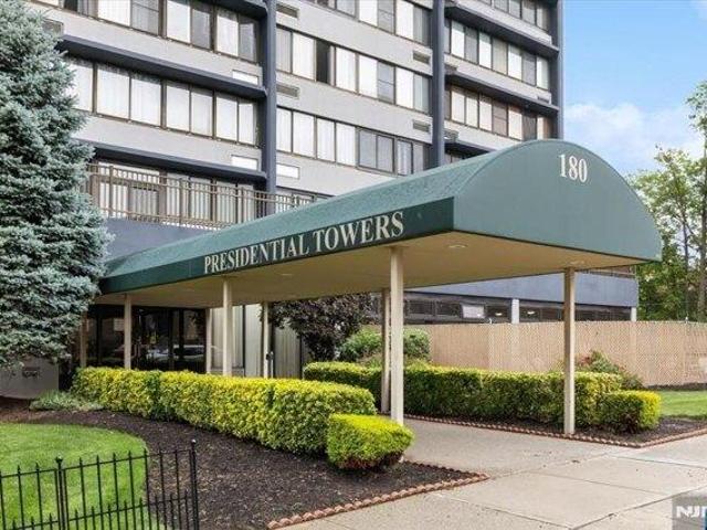 condo with 2 bedroom, Passaic NJ ES104152816