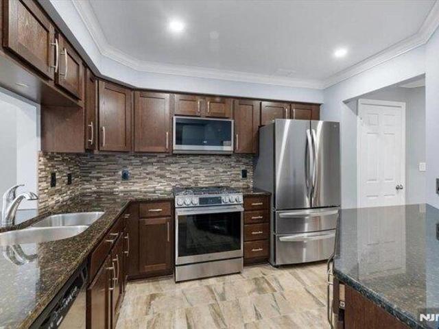 condo with 2 bedroom, Paterson NJ DS104443298