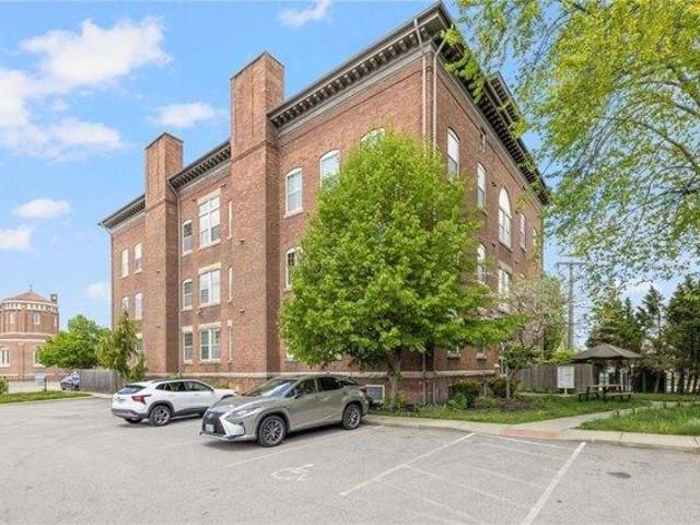 condo with 2 bedroom, Pawtucket RI DS102823800