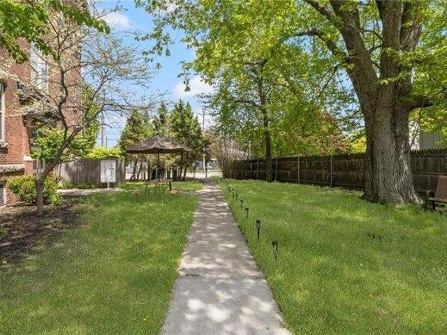 condo with 2 bedroom, Pawtucket RI ES103247299