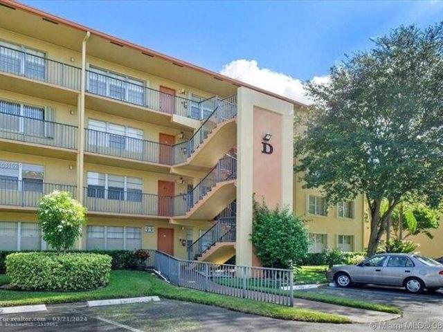 condo with 2 bedroom, Pembroke Pines FL DS92150777
