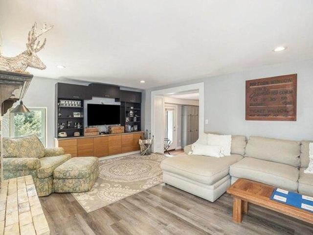 condo with 2 bedroom, Pentwater MI DS88428752