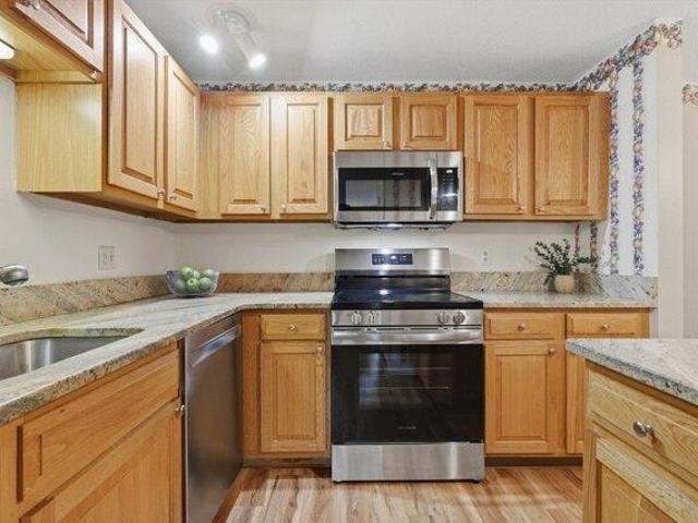 condo with 2 bedroom, Peabody MA DLS102669589
