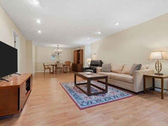 condo with 2 bedroom, Peabody MA DS104332100