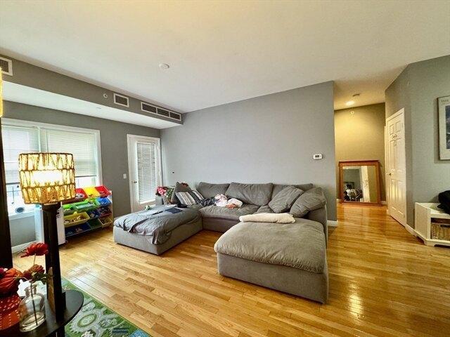 condo with 2 bedroom, Peabody MA DS103098044