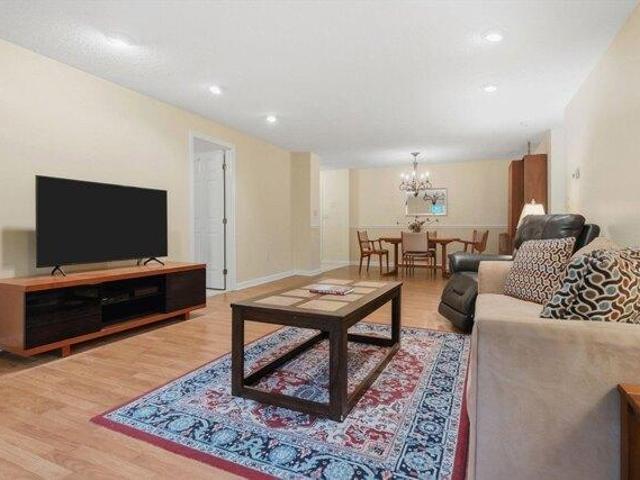 condo with 2 bedroom, Peabody MA ES105160885