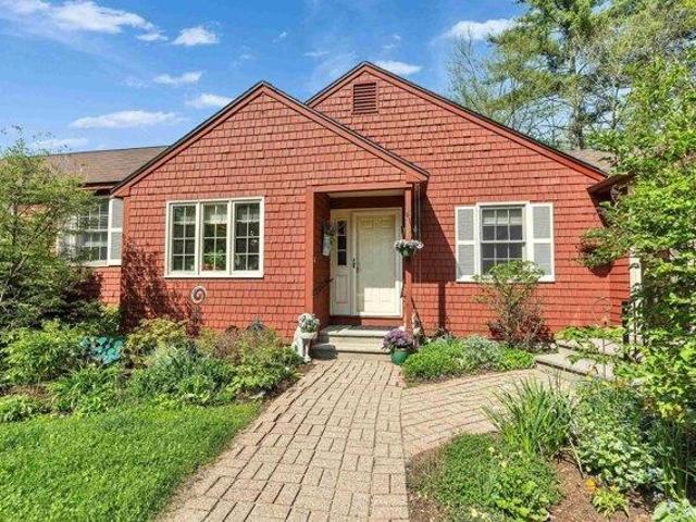 condo with 2 bedroom, Peterborough NH DS102594029