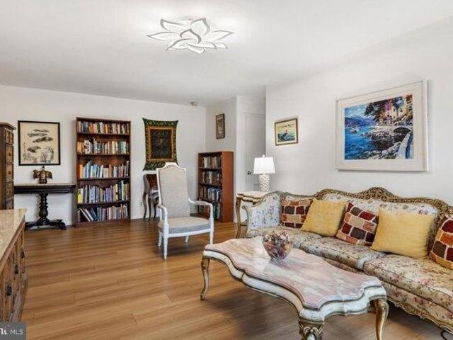 condo with 2 bedroom, Philadelphia PA DS91834979