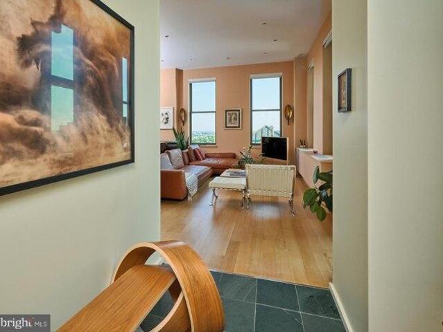 condo with 2 bedroom, Philadelphia PA ES104908304