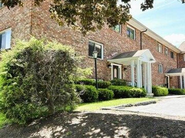 condo with 2 bedroom, Pittsfield MA ES103437609