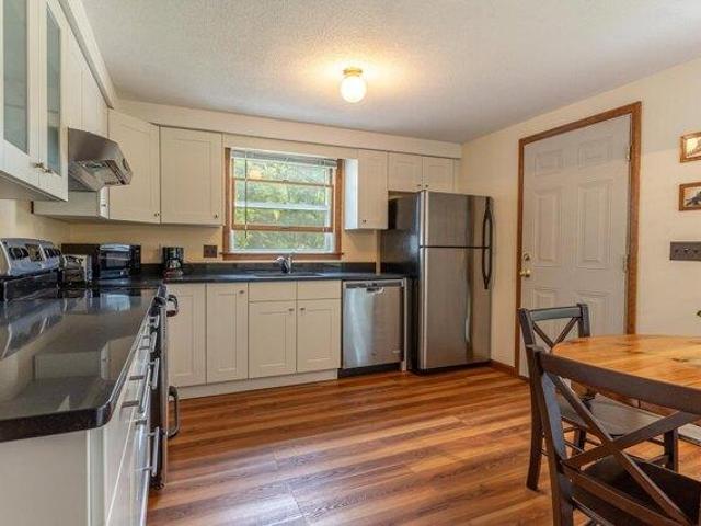 condo with 2 bedroom, Pittsford VT DLS102777227
