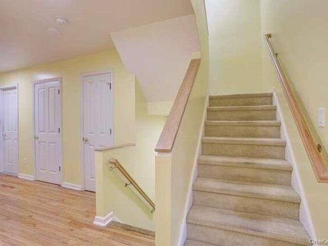 condo with 2 bedroom, Pomona NY ES105207676