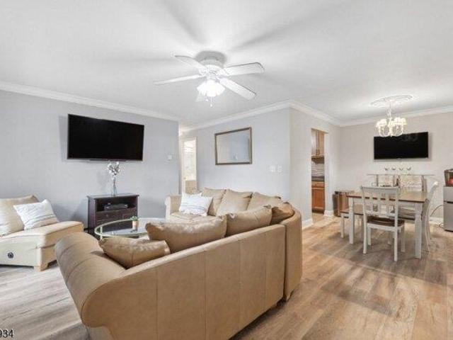 condo with 2 bedroom, Pompton Lakes NJ ES105124606