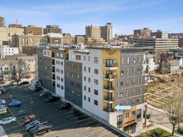 condo with 2 bedroom, Portland ME DS102344064