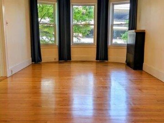 condo with 2 bedroom, Portland ME ES104510106
