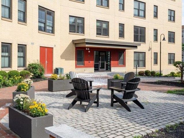 condo with 2 bedroom, Portland ME ES104790133