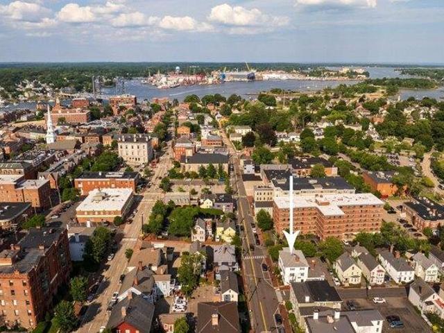 condo with 2 bedroom, Portsmouth NH DLS102346220
