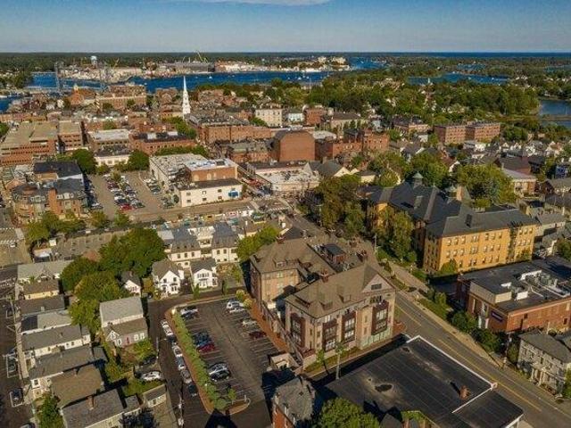 condo with 2 bedroom, Portsmouth NH DS104236663