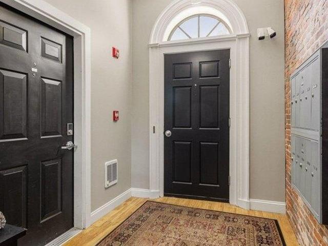 condo with 2 bedroom, Portsmouth NH ES104480610