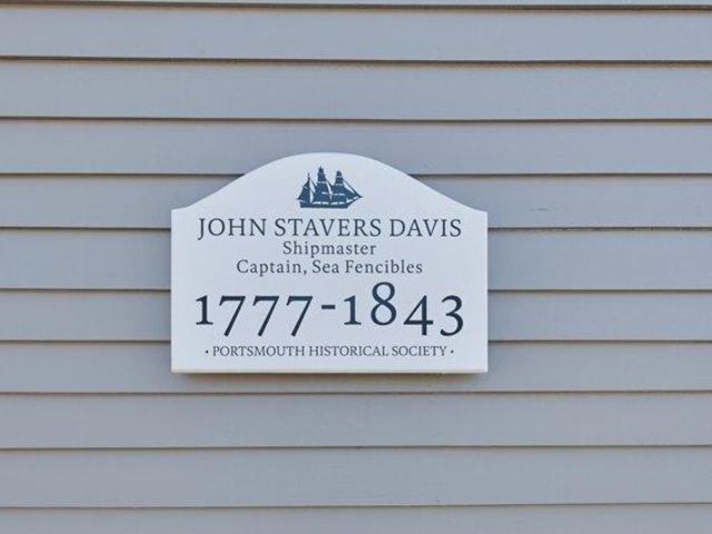 condo with 2 bedroom, Portsmouth NH ES105140793