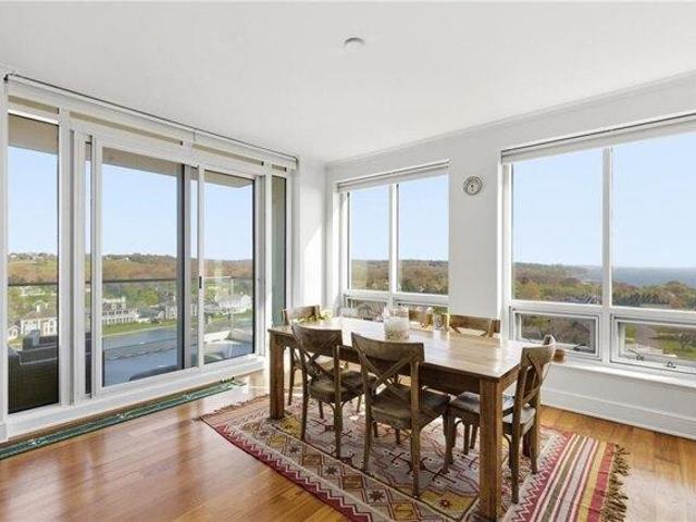 condo with 2 bedroom, Portsmouth RI ES105106215