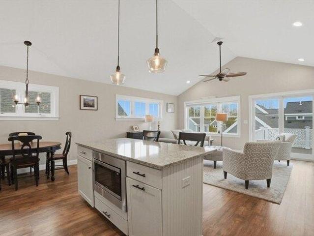 condo with 2 bedroom, Plymouth MA DS104074605