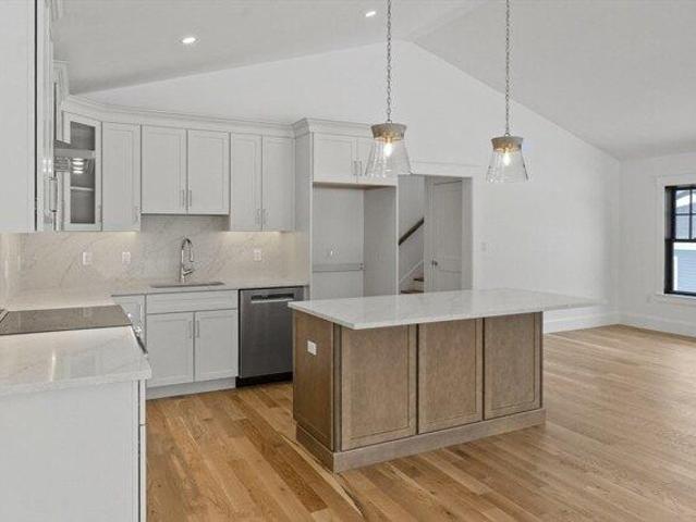 condo with 2 bedroom, Plymouth MA ES104541350