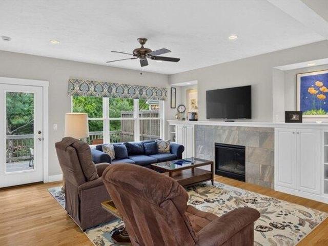condo with 2 bedroom, Plymouth MA ES104542464