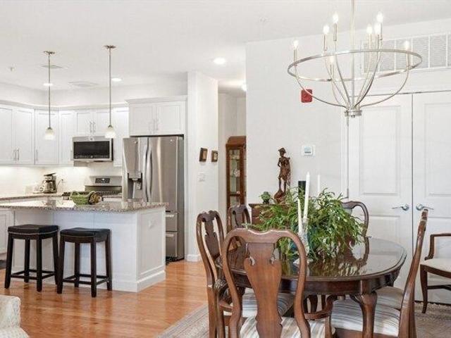 condo with 2 bedroom, Plymouth MA ES104758409