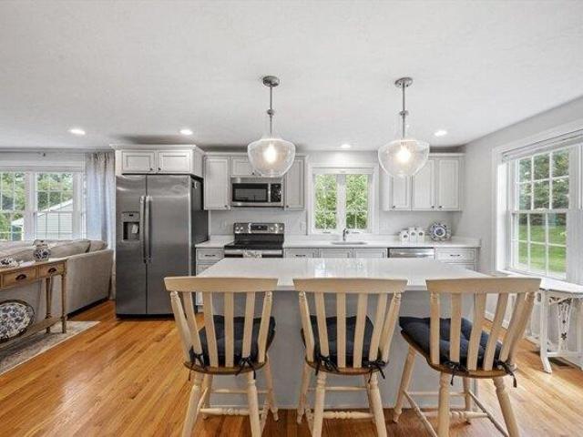 condo with 2 bedroom, Plymouth MA ES104759100