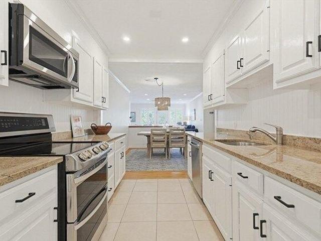condo with 2 bedroom, Plymouth MA ES104836175