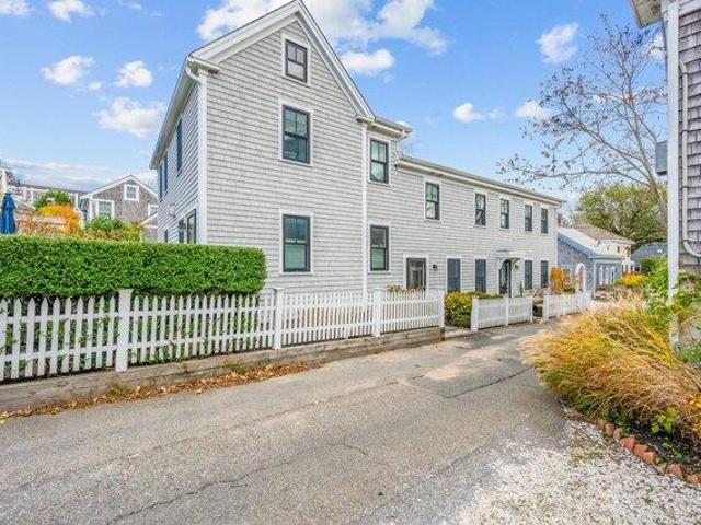 condo with 2 bedroom, Provincetown MA ES103438599
