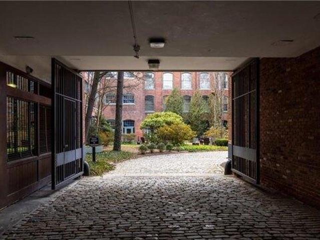 condo with 2 bedroom, Providence RI DLS101659403
