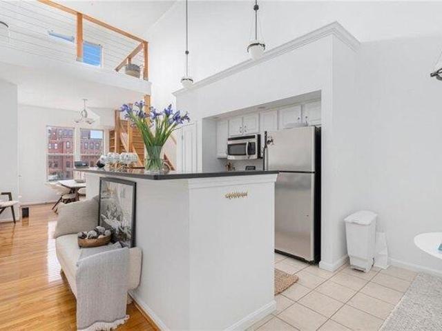 condo with 2 bedroom, Providence RI DLS102670793