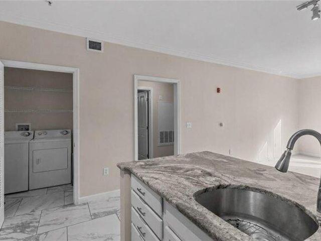 condo with 2 bedroom, Providence RI DS102727918