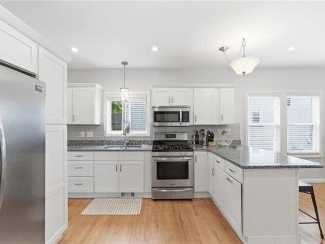condo with 2 bedroom, Providence RI ES103017355
