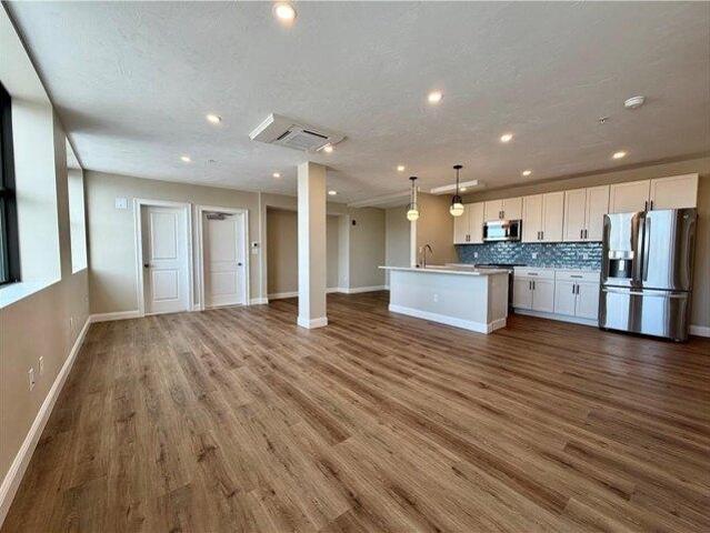 condo with 2 bedroom, Providence RI ES103664074