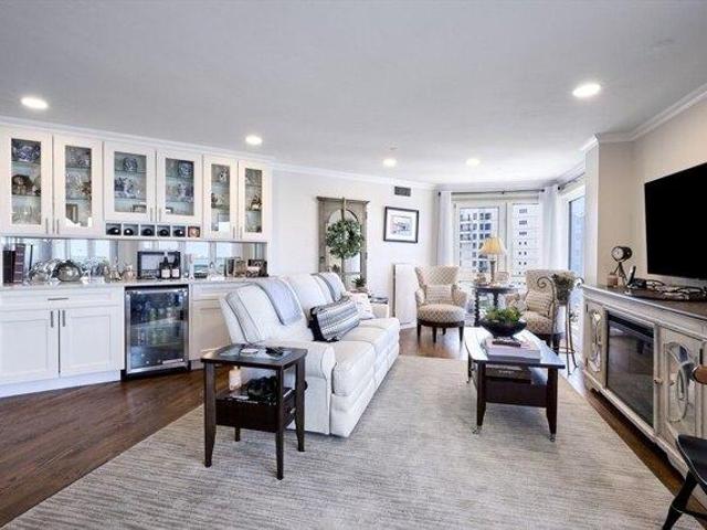 condo with 2 bedroom, Quincy MA DLS102961117