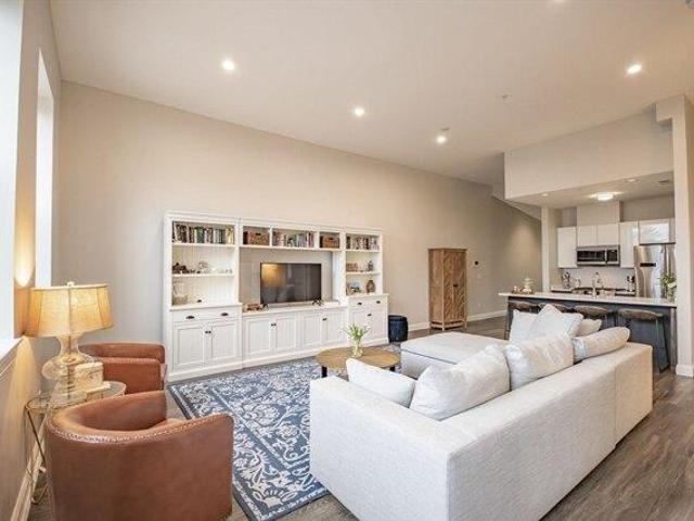 condo with 2 bedroom, Quincy MA DS102635817