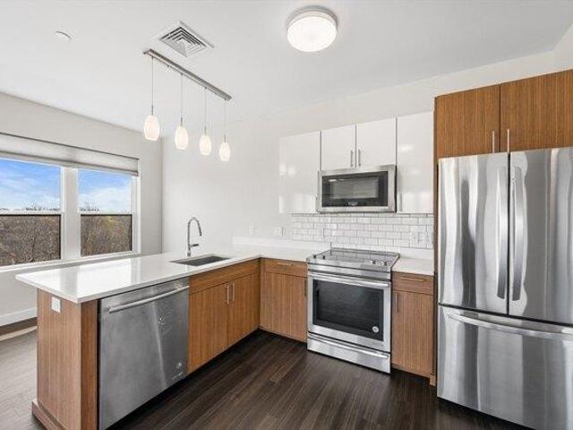 condo with 2 bedroom, Quincy MA DS102119562