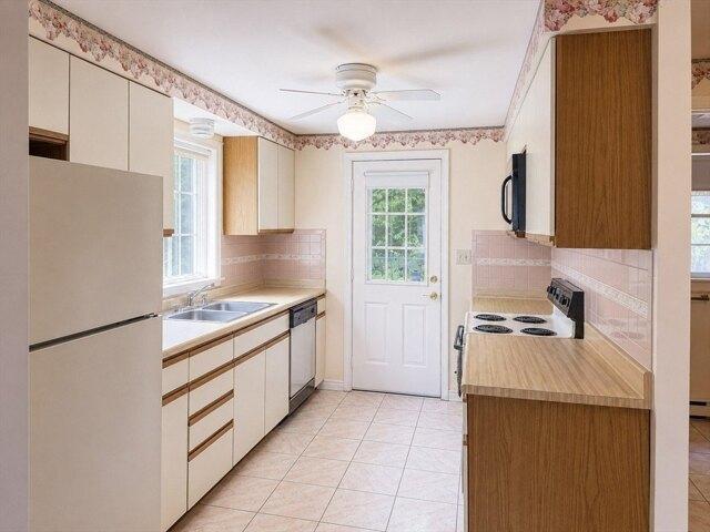 condo with 2 bedroom, Quincy MA DS103440786
